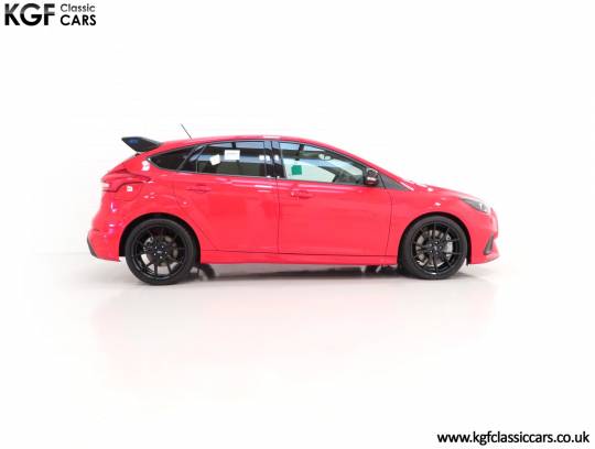 Amazing, One of 300 Ford Focus RS Red Editions, Race Red, £ 59,995