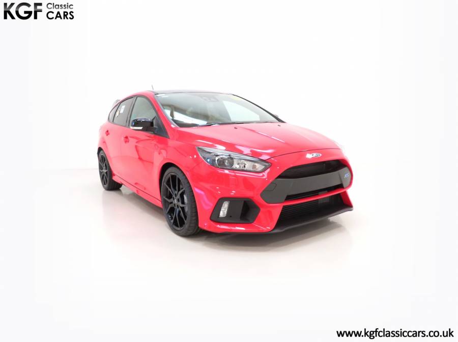 2022 Ford Focus Red