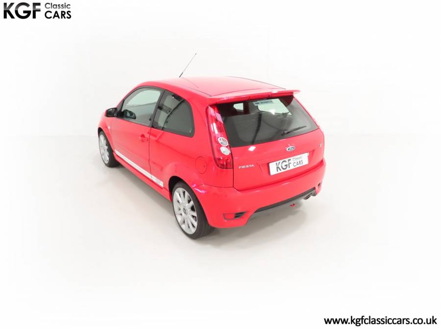 A Pristine Ford Fiesta ST150 with One Owner, Radiant Red, £ 9,195