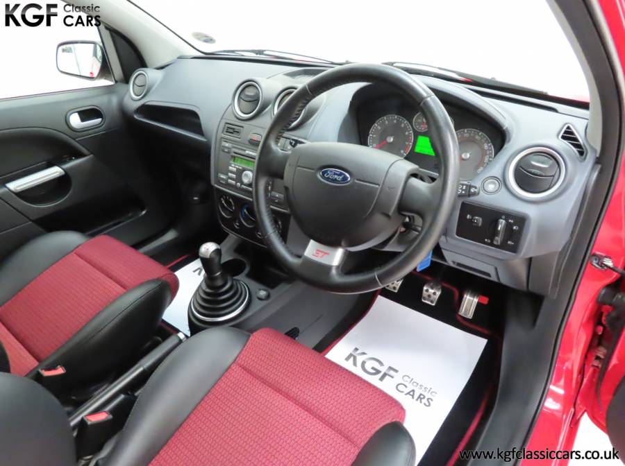 A Pristine Ford Fiesta ST150 with One Owner, Radiant Red, £ 9,195