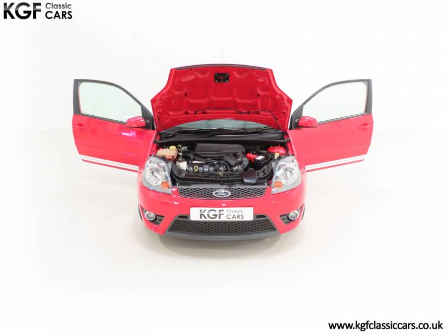 A Pristine Ford Fiesta ST150 with One Owner, Radiant Red, £ 9,195