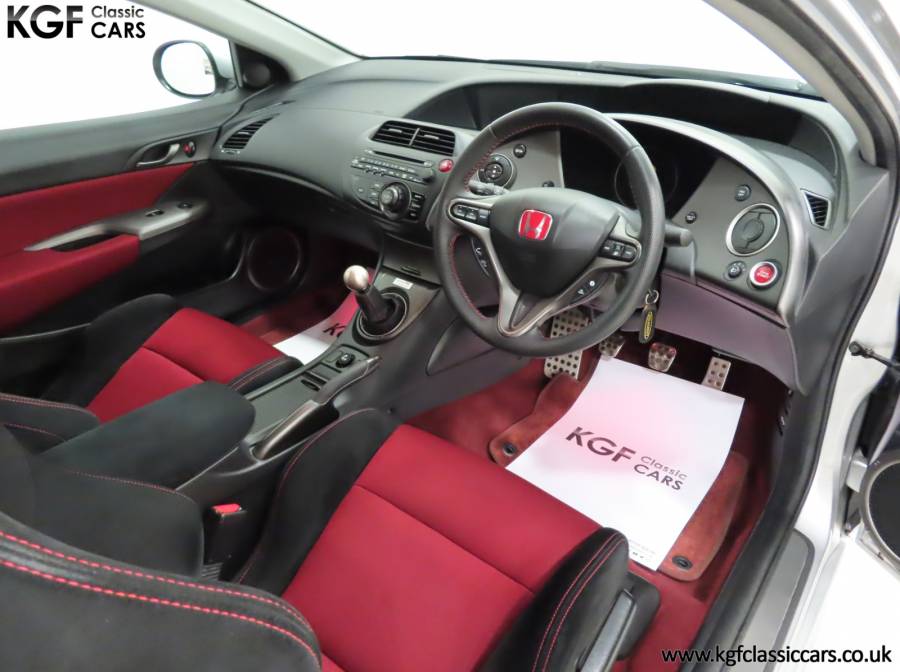 A Huge Specification Honda Civic FN2 Type R GT, Alabaster Silver, £ 10,995