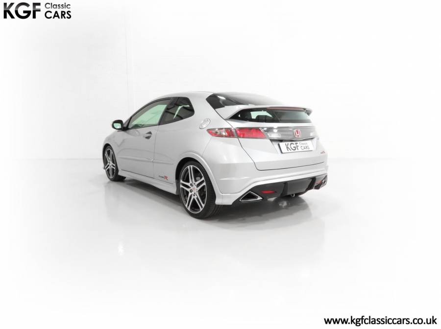 A Huge Specification Honda Civic FN2 Type R GT, Alabaster Silver, £ 10,995