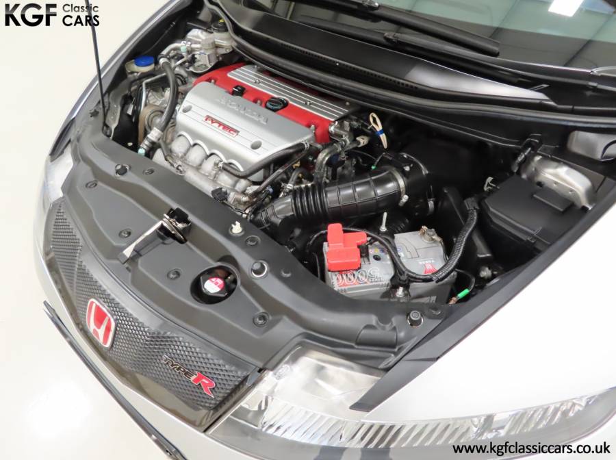 A Huge Specification Honda Civic FN2 Type R GT, Alabaster Silver, £ 10,995