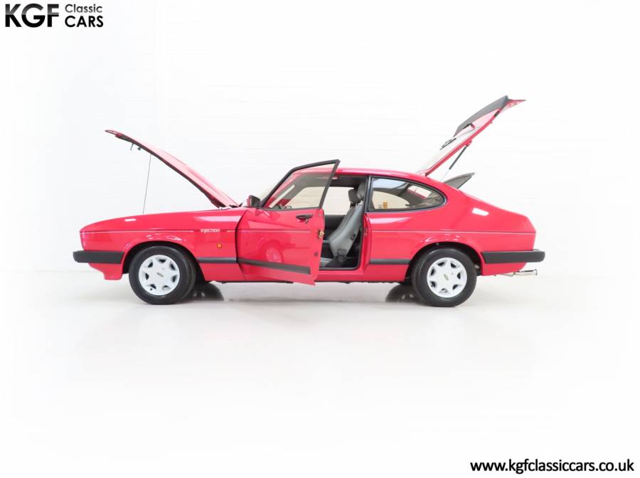 A Ford Capri 2.8 Injection Special, Rosso Red, £ 31,995