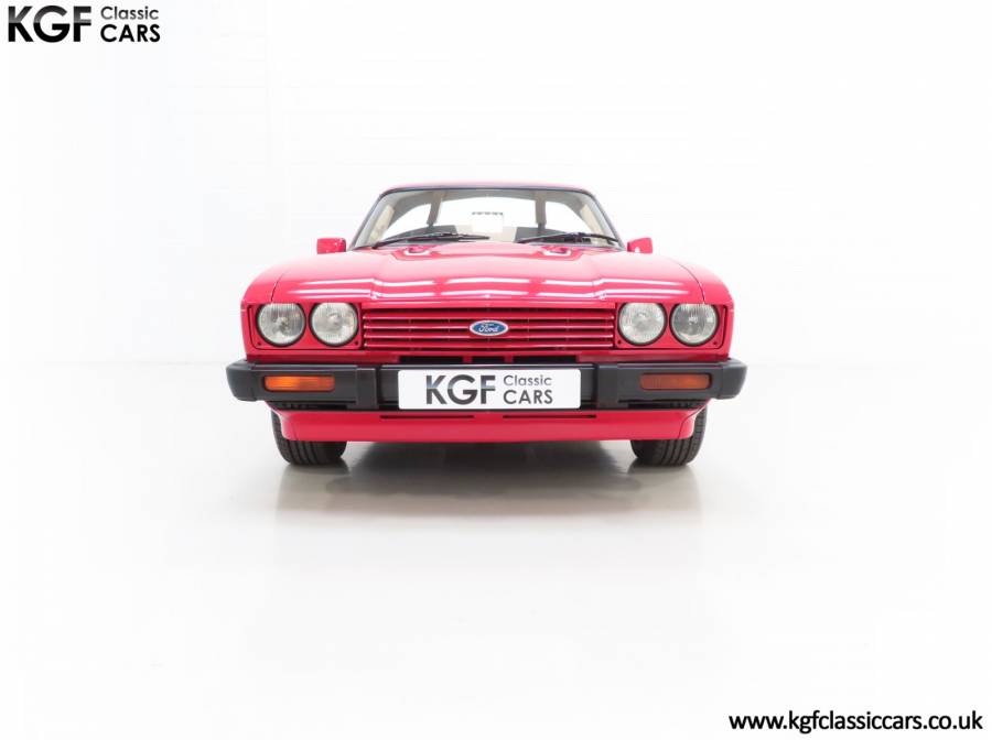 A Ford Capri 2.8 Injection Special, Rosso Red, £ 31,995