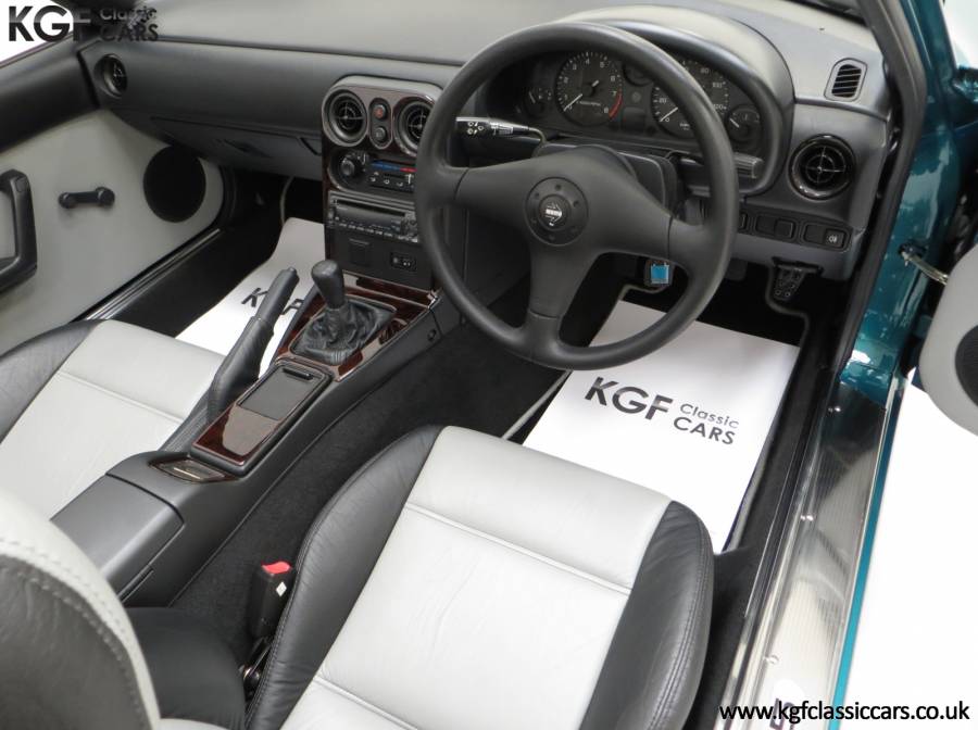 One of 400 an as New Final Edition Mk1 Mazda MX-5 , Sparkle Green ...