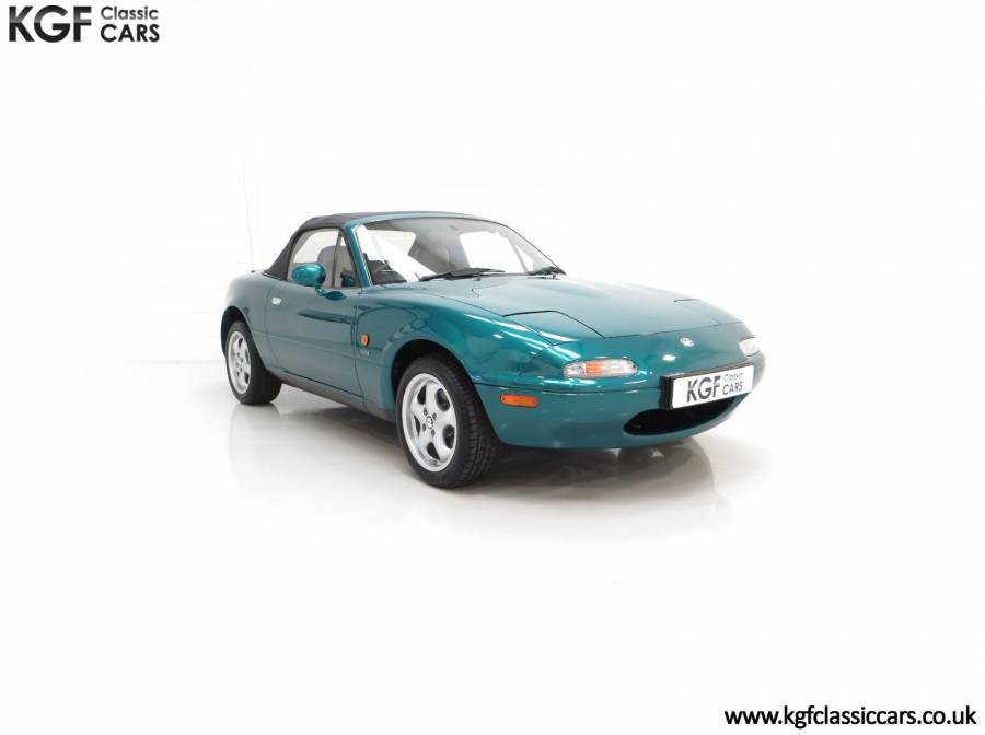 One of 400 an as New Final Edition Mk1 Mazda MX-5 , Sparkle Green ...