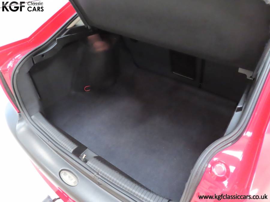 A Time Warp Mk1 Vauxhall Vectra 2.0i 16v LS, Flame Red, £ 3,495