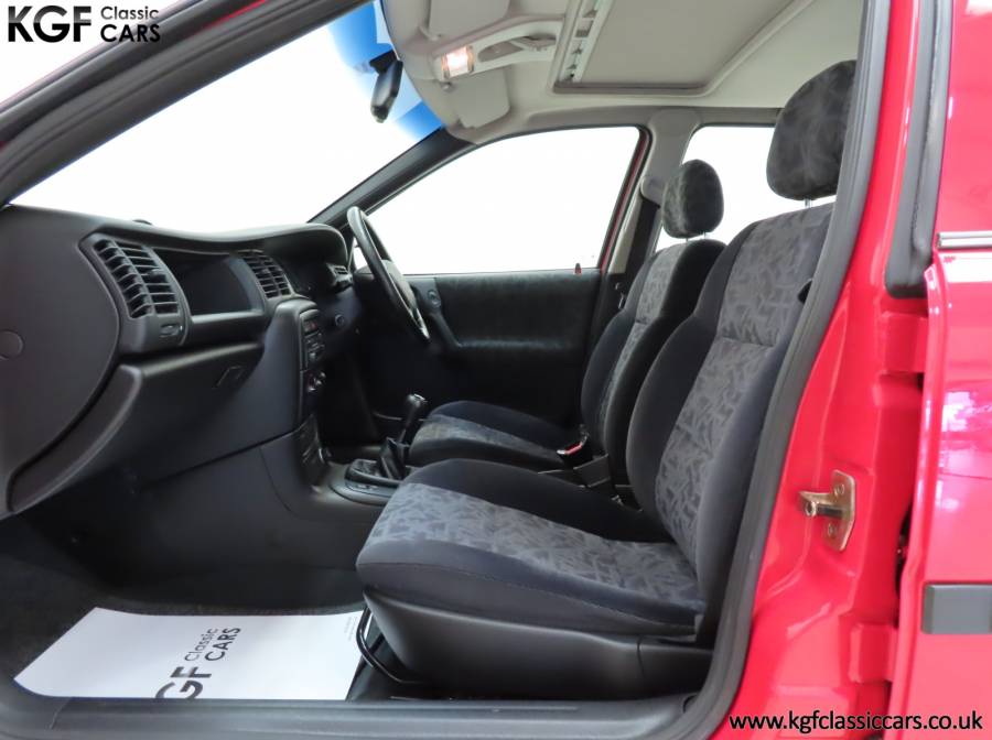 A Time Warp Mk1 Vauxhall Vectra 2.0i 16v LS, Flame Red, £ 3,495