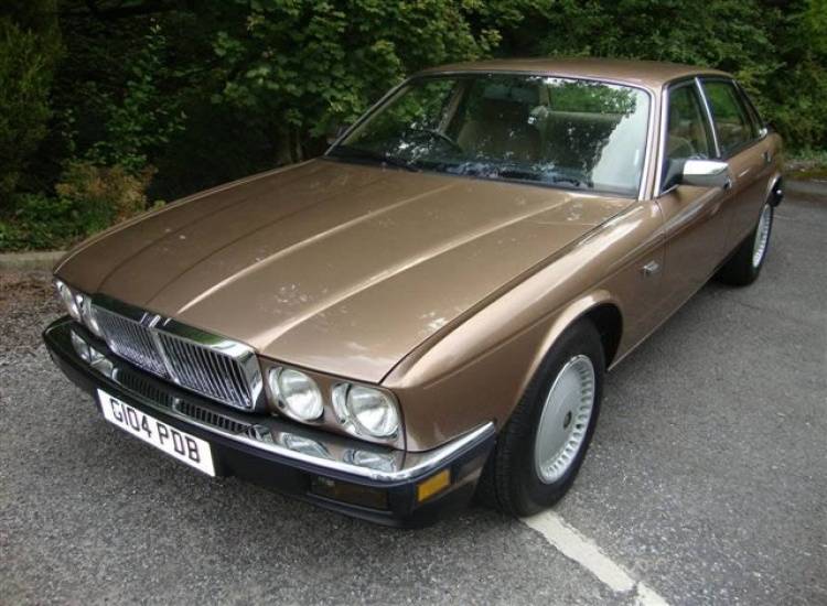 Jaguar xj6 2.9 , Gold, £ 10,950