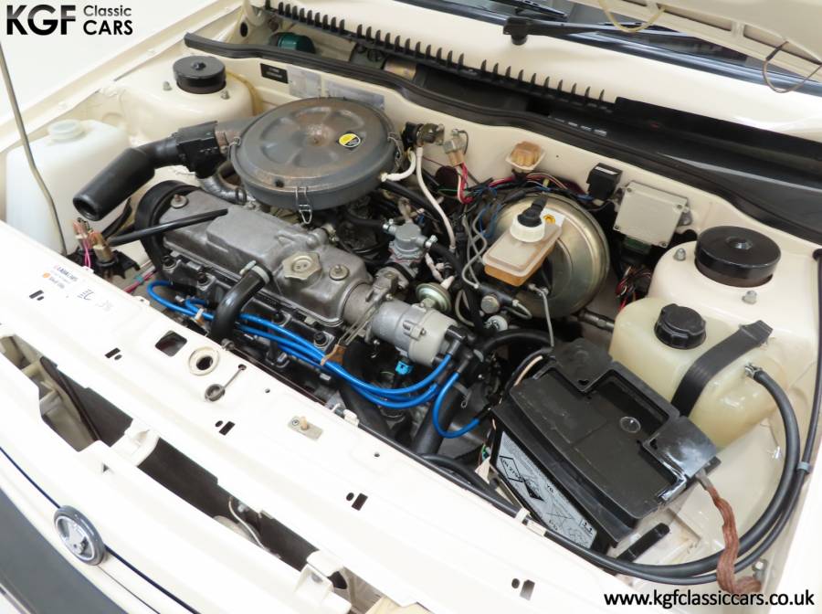 A Lada Samara 1.3S with a Miniscule 366 Miles!, Champagne, £ 9,995