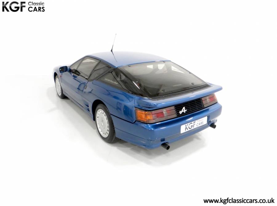 A Collectable 1/67 RHD Renault Alpine A610 Turbo , Aspen Blue, £ 49,995