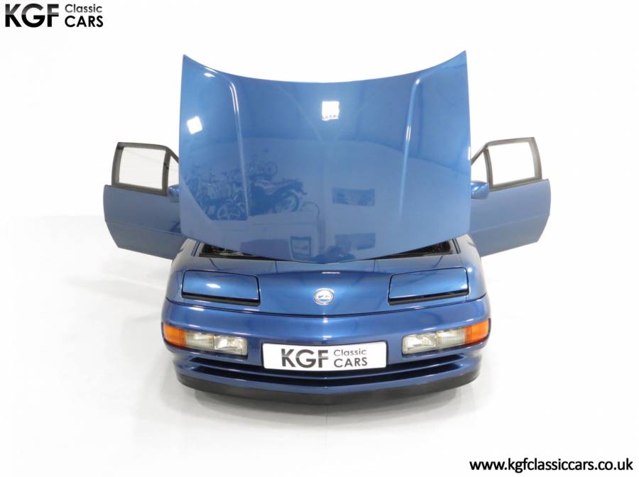 A Collectable 1/67 RHD Renault Alpine A610 Turbo , Aspen Blue, £ 49,995