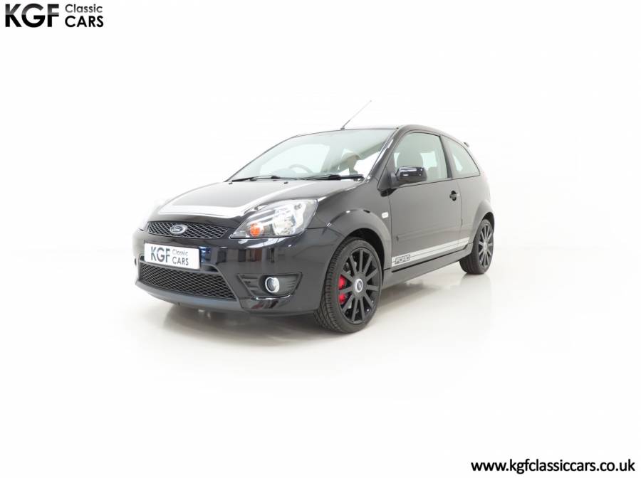 One of 500, an Impeccably Detailed Ford Fiesta ST5, Panther Black, £ 12,995