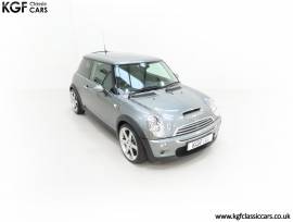 A Tremendous R53 Mini Cooper S , Dark Silver, £ 10,995