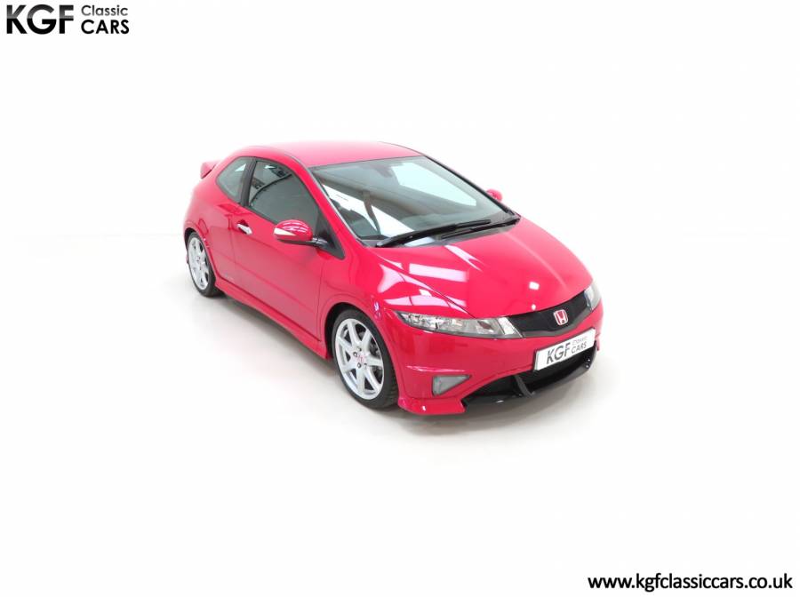 A Hot Honda Civic FN2 Type R GT, Milano Red, £ 13,495