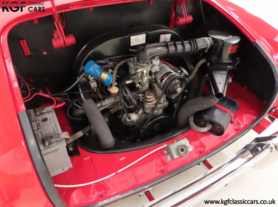 1970 Volkswagen Karmann Ghia, Bahia Red, £ 25,995