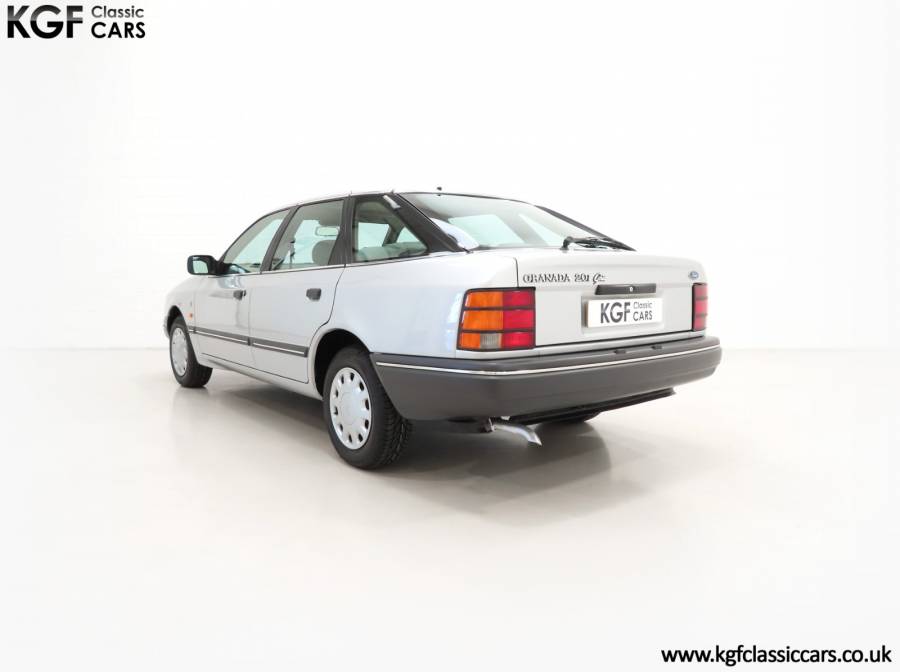 An Early Ford Granada 2.0 EFi Ghia, Strato Silver, £ 9,995